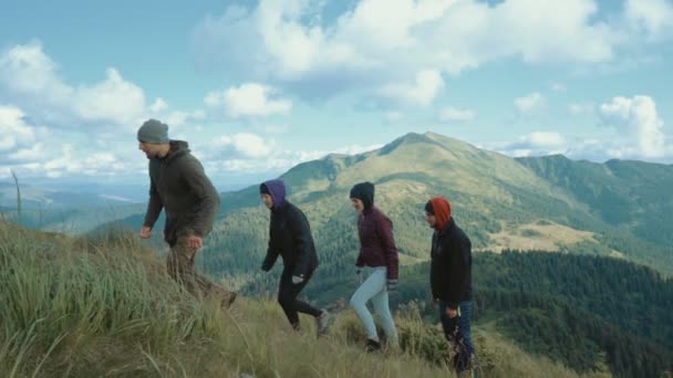 547,563 Walking Videos, Royalty-free Stock Walking Footage | Depositphotos