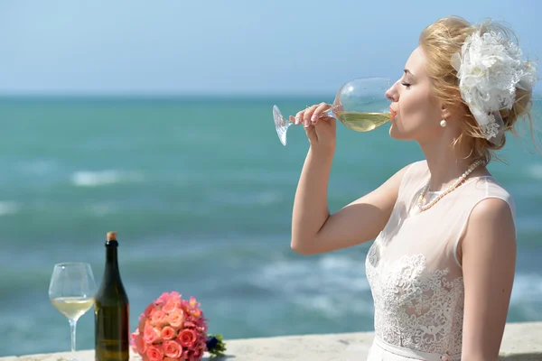 840 Beautiful drinking wine bride Stock Photos, Beautiful drinking wine ...