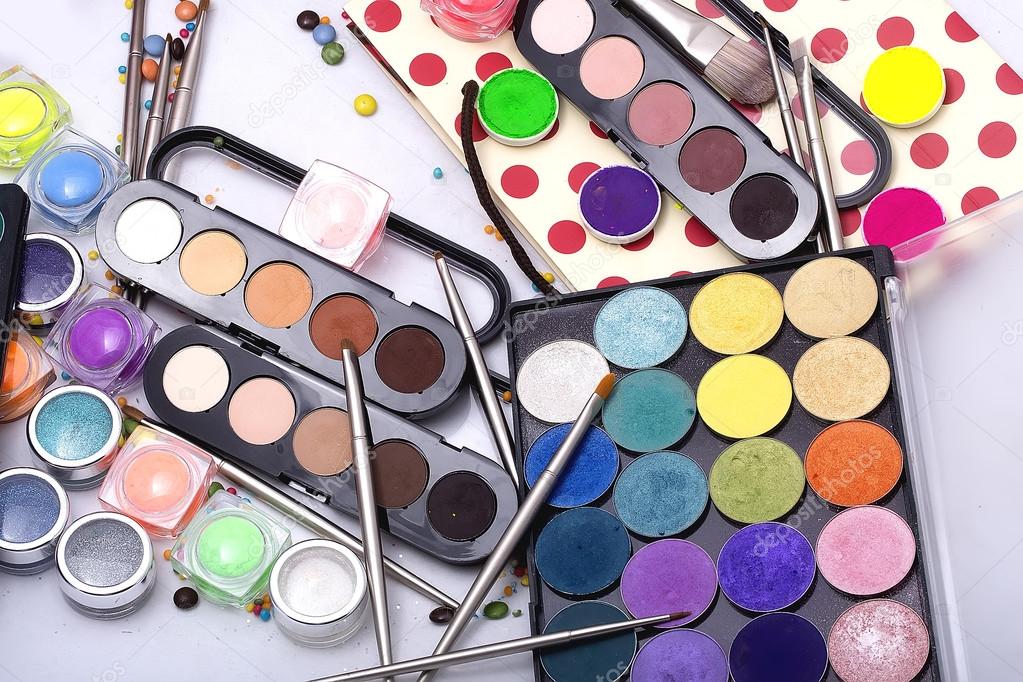 Colorful make-up set — Stock Photo © Tverdohlib.com #82440102
