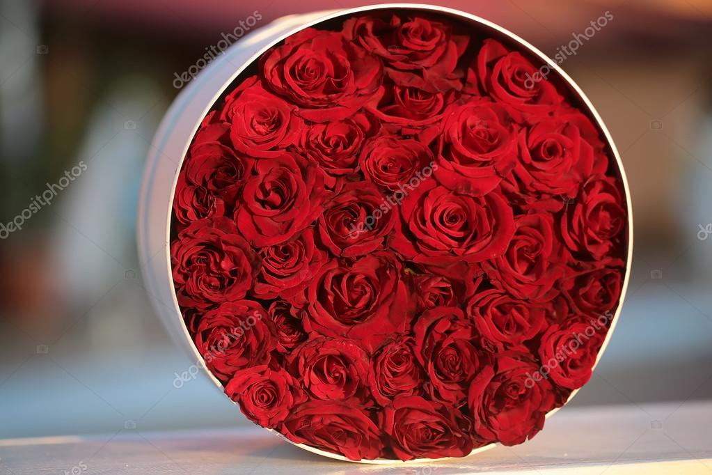 Round bunch of red roses Stock Photo by ©Tverdohlib.com 97658652