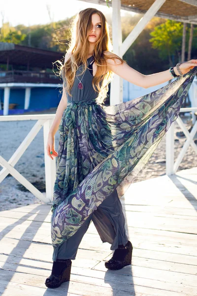 Maxi Stock Photos, Royalty Free Maxi Images | Depositphotos®