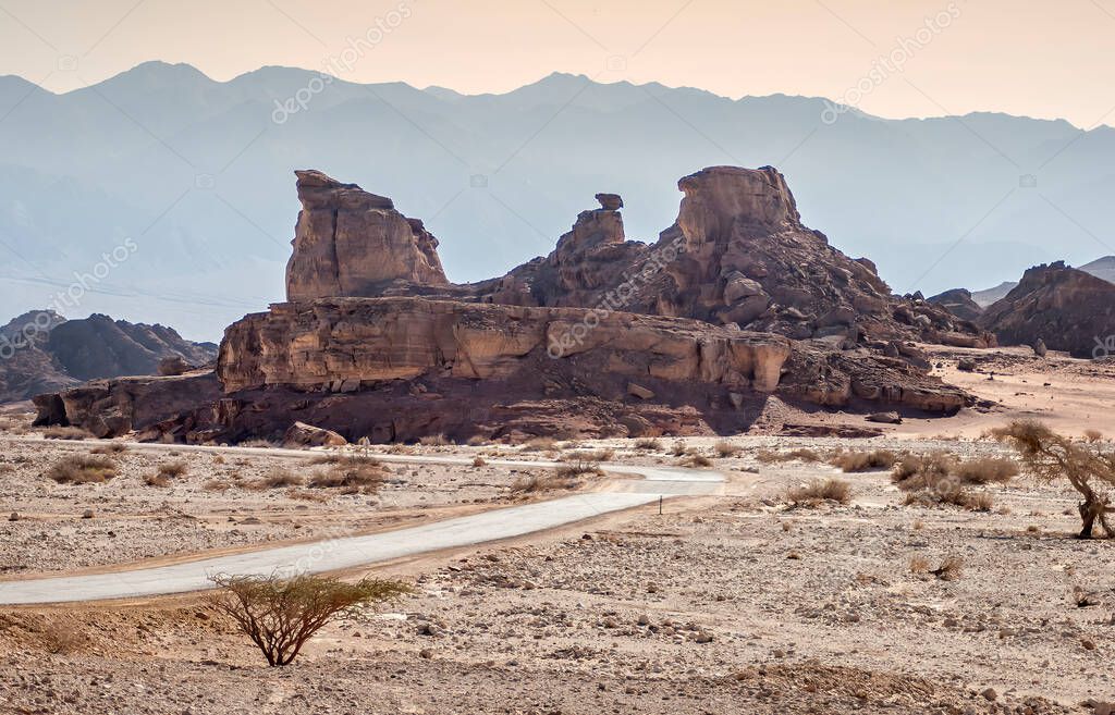 Esfinge rocoso en el parque natural Timna, se encuentra a 25 km al ...