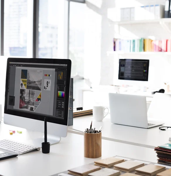 Design studio Stock Photos, Royalty Free Design studio Images ...