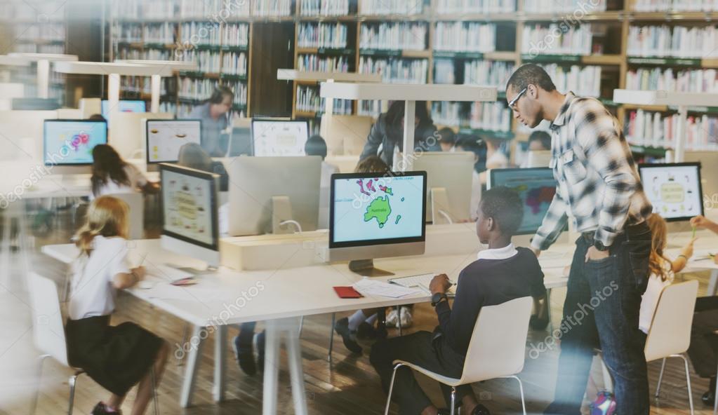 Teacher having lesson with pupils — Stock Photo © Rawpixel #107779194