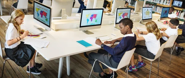 Vida na sala de aula Stock Photos, Royalty Free Vida na sala de aula ...