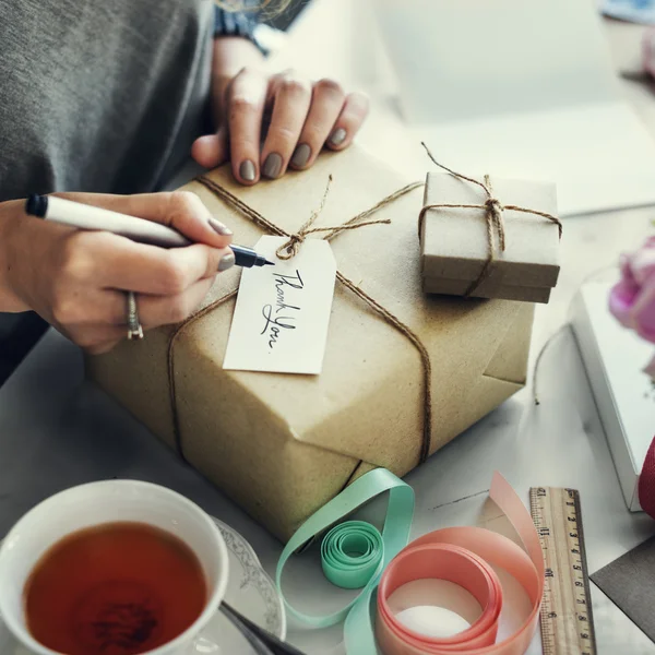 Thank You note on Gift - Stock Image - Everypixel