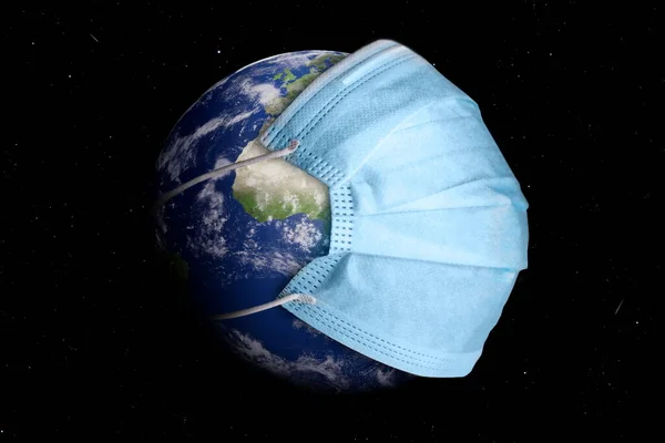 Astronaut helmet earth Stock Photos, Royalty Free Astronaut helmet ...