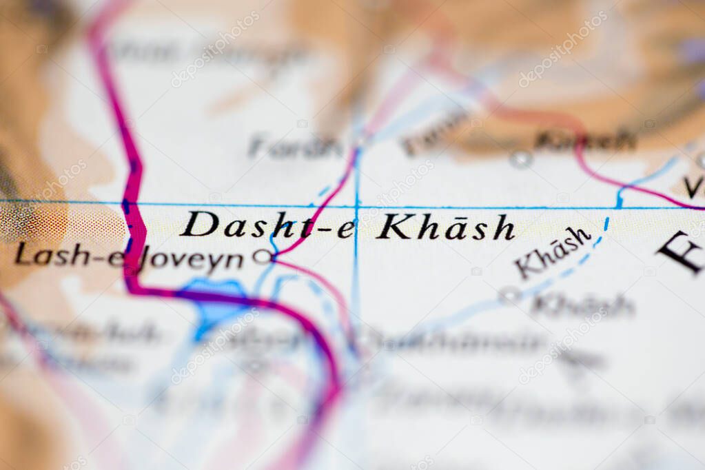 Profundidad de campo poco profunda centrada en la ubicación del mapa ...