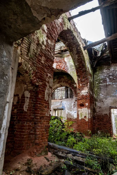 Ruined buildings Stock Photos, Royalty Free Ruined buildings Images ...