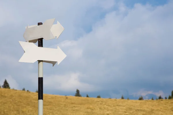 Sign posts Stock Photos, Royalty Free Sign posts Images | Depositphotos