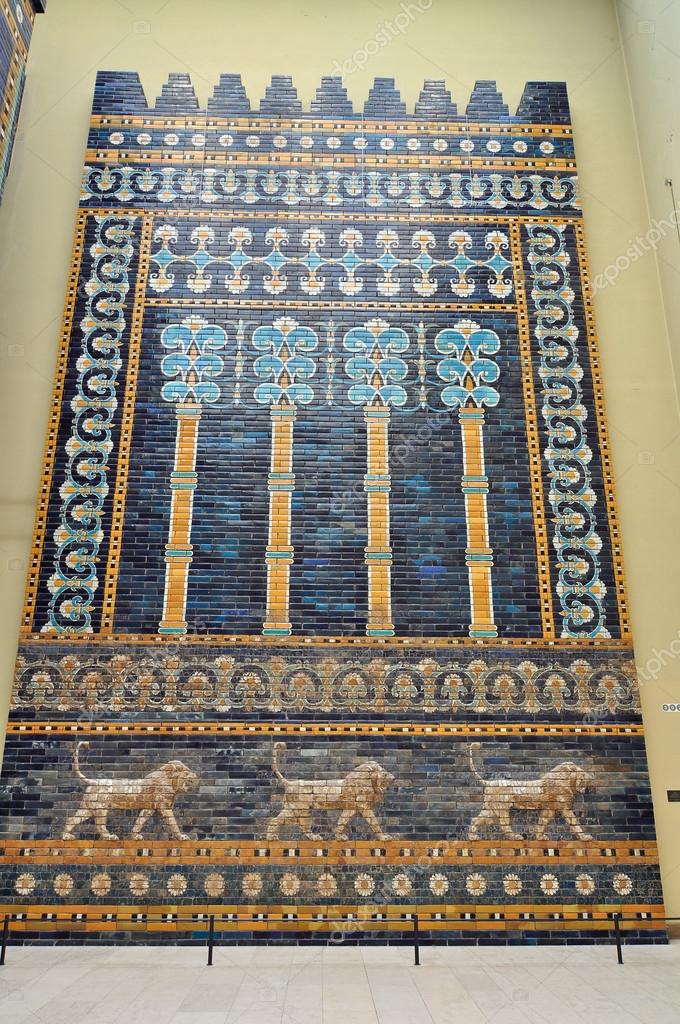 Ishtar Gate And Throne Room Wall