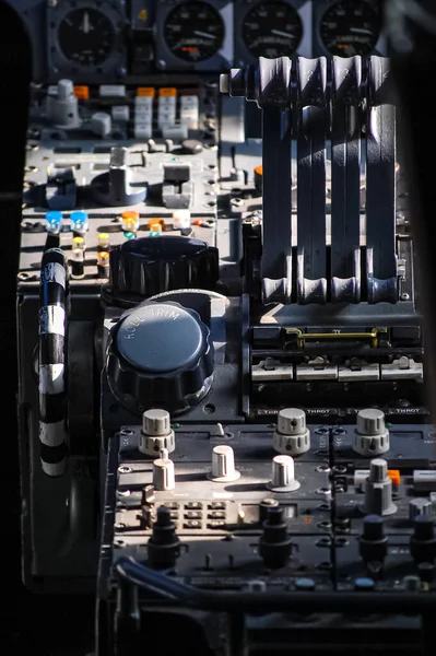 Concorde Cockpit Instrument Panel British Airways Concorde Supersonic ...