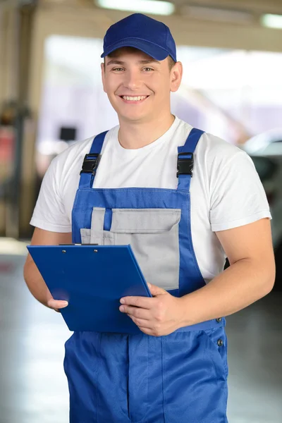 driver-uniforms-enhancing-professionalism-and-road-saf