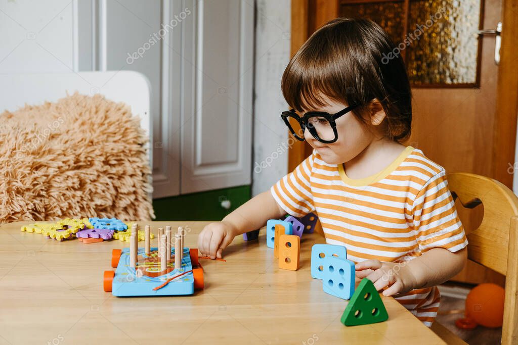 Desarrollo infantil temprano. Educación en el hogar del niño. Nuevos ...