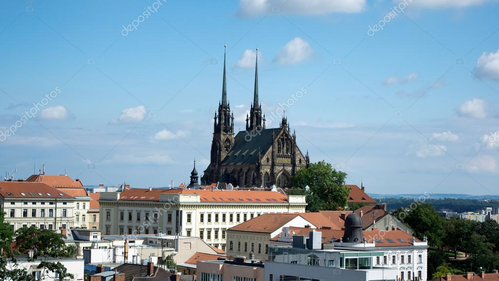 Catedral de San Pedro y Pablo, Brno - vista trasera 2022