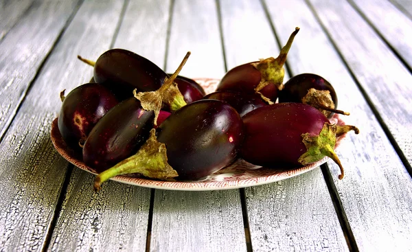 Terung mini fotos de stock, imágenes de Terung mini sin royalties ...