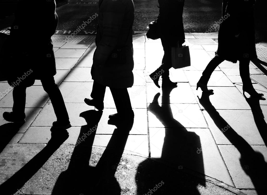 Silueta De Piernas Caminando