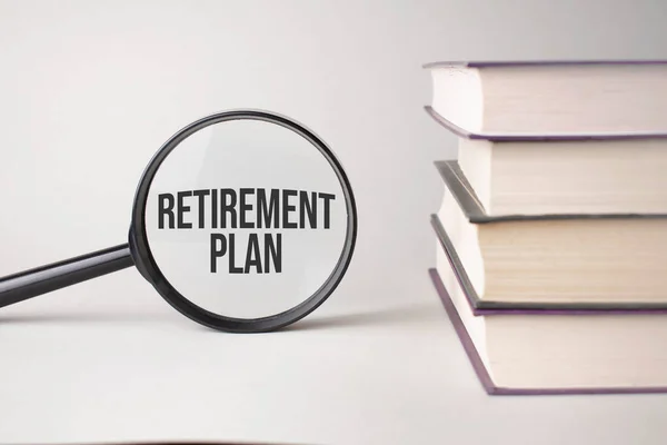 100,000 Retirement planning Vector Images | Depositphotos