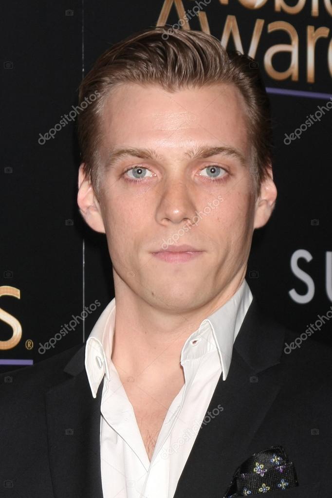 Jake Abel