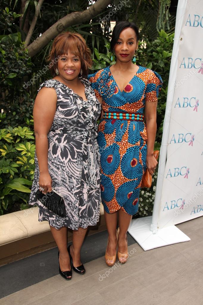 アニカ・ノニ・ローズカレンダー