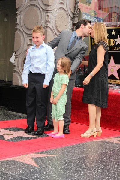 Paul Rudd, Family – Stock Editorial Photo © Jean_Nelson #76940913