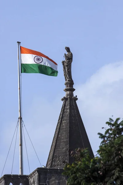 The indian flag was first hoisted on august 7 1906 at parsi bagan ...