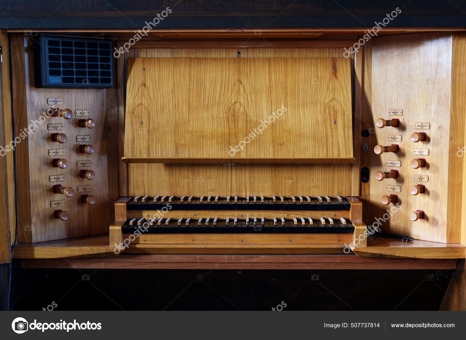 Pipe Organ Console