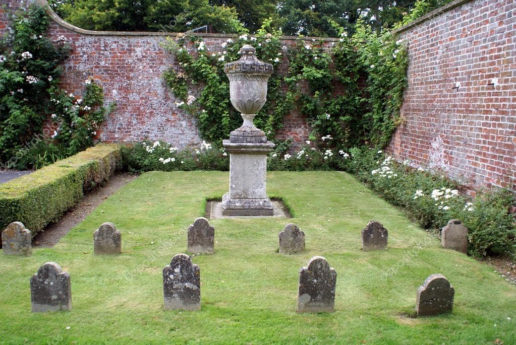 Pets cemetery. — Stock Photo © rose4 #64003641