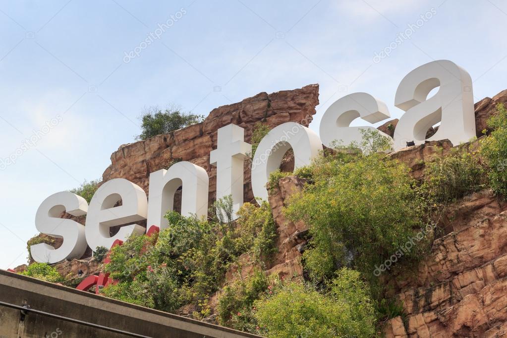 Sentosa sign on Sentosa island resort, Singapore — Stock Editorial ...