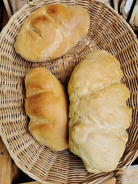 Taboon bread Stock Photos, Royalty Free Taboon bread Images | Depositphotos