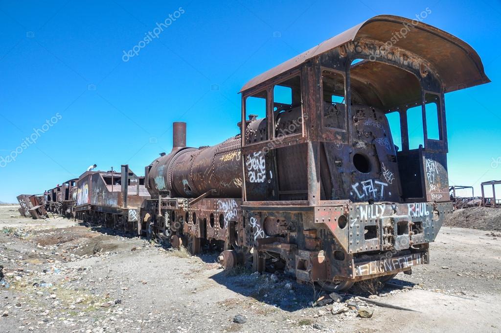 Rusted Train Cemetery in Uyuni, Bolivia — Stock Photo © brizardh #53274057