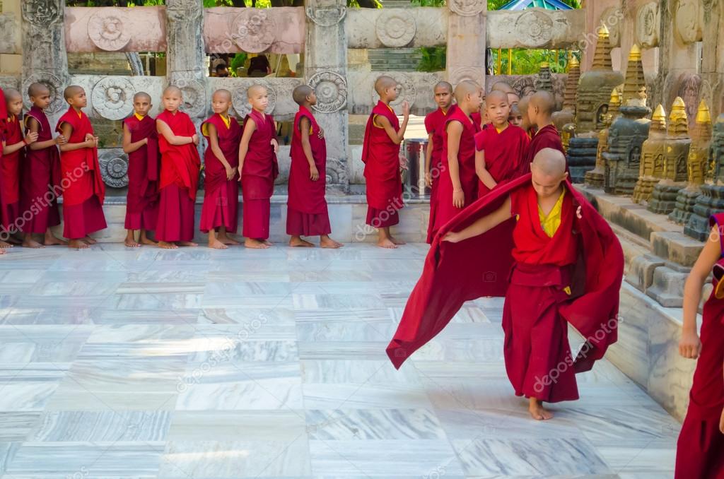 Tibetian neophytes line up — Stock Editorial Photo © peogeo #53786157