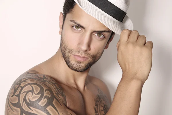 Portrait homme brun images libres de droit, photos de Portrait homme ...