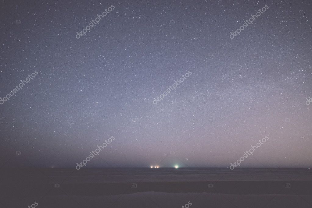 Night sky with stars on the beach. space view. - retro, vintage — Stock ...