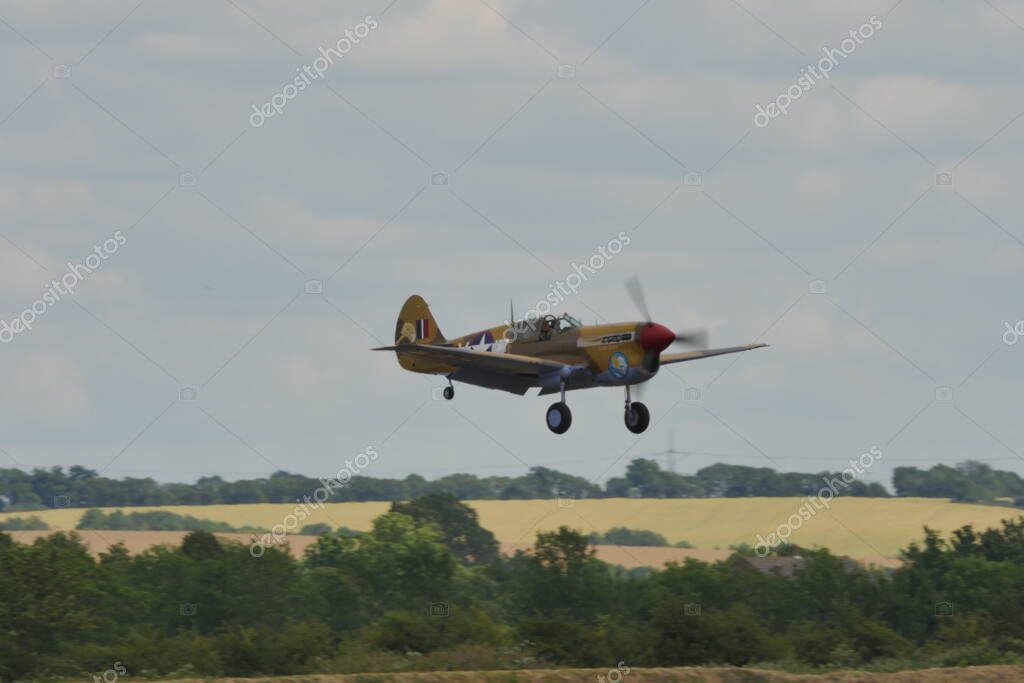 Curtiss P-40 Warhawk Segunda Guerra Mundial avi n de combate de h lice vintage de combate 2024