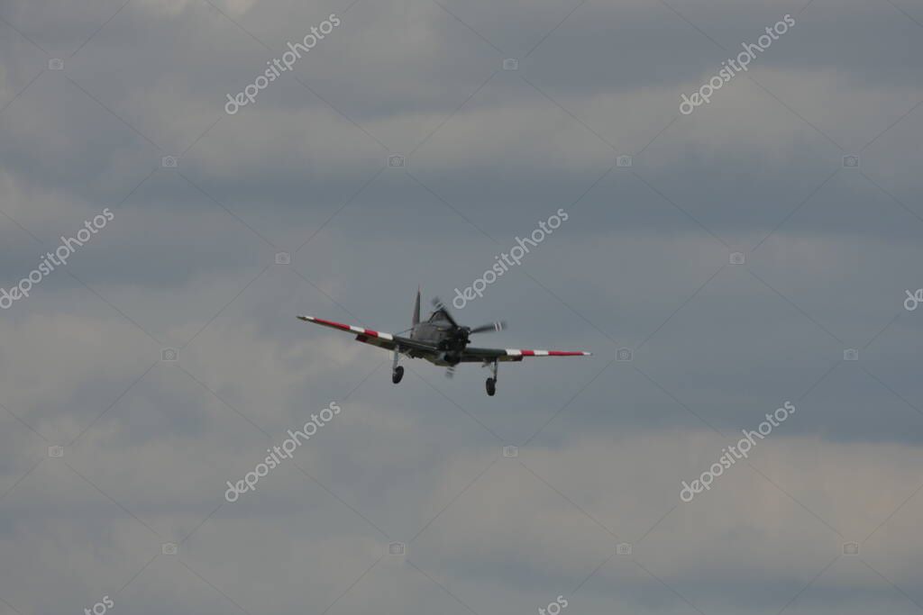 Morane-Saulnier M.S.406 defensor de los cielos suizos durante la ...
