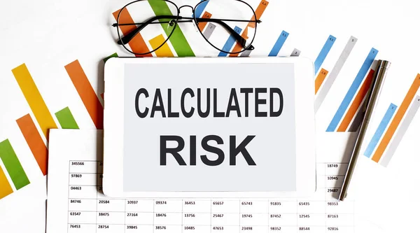 Calculando os riscos Stock Photos, Royalty Free Calculando os riscos ...