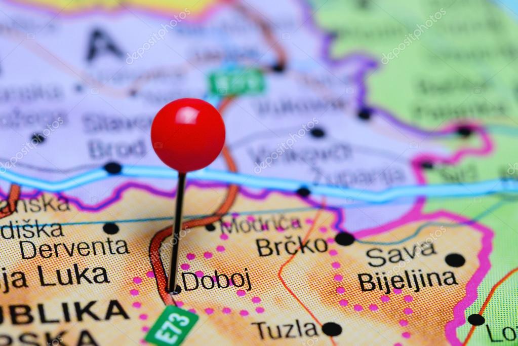 Doboj en un mapa de Bosnia y Herzegovina — Foto de stock © dk_photos ...