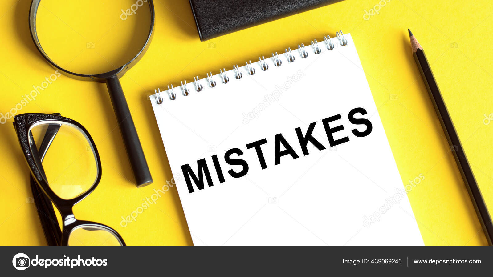 Word Mistakes Written Notebook Yellow Background Glasses Magnifying ...