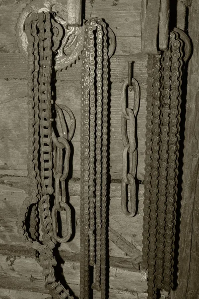 Hanging chains Stock Photos, Royalty Free Hanging chains Images ...