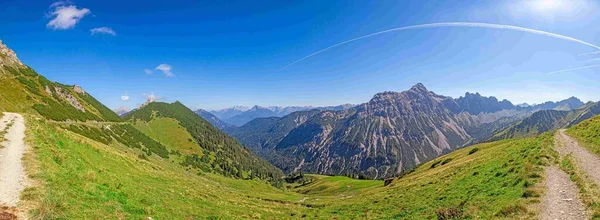 Three lakes tour Stock Photos, Royalty Free Three lakes tour Images ...