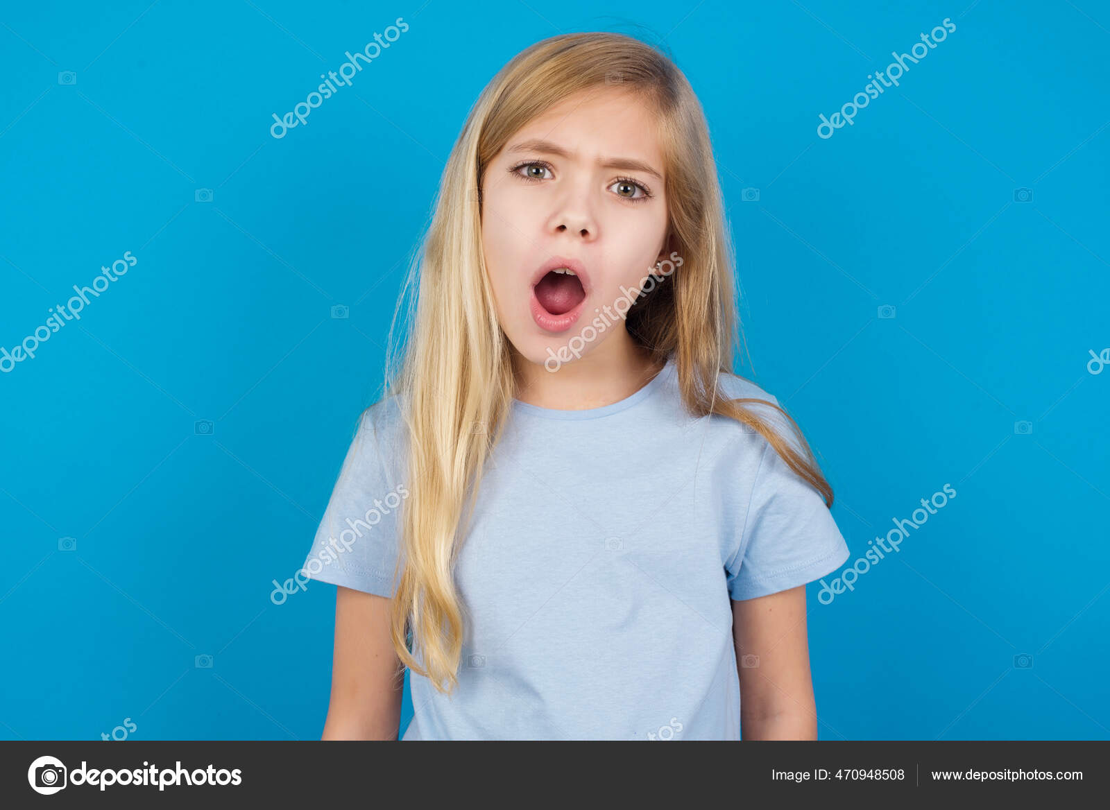 Expressive Facial Expressions Shocked Stupefied Beautiful Caucasian ...