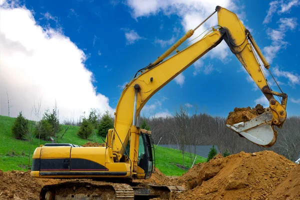 Earthmoving constructions Stock Photos, Royalty Free Earthmoving ...