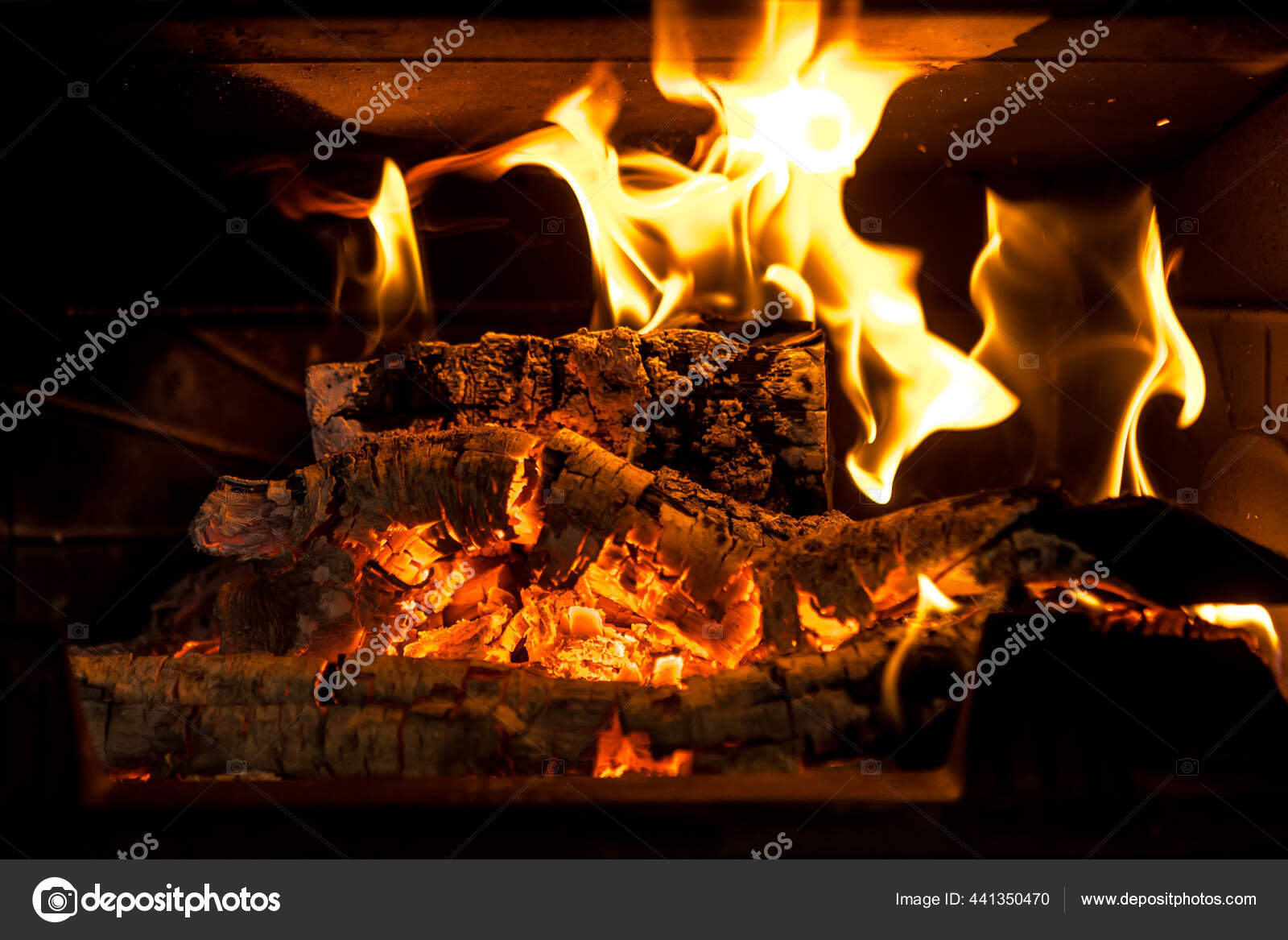 Logs Burning Fire Fireplace Embers Stock Photo by ©davidbenito 441350470