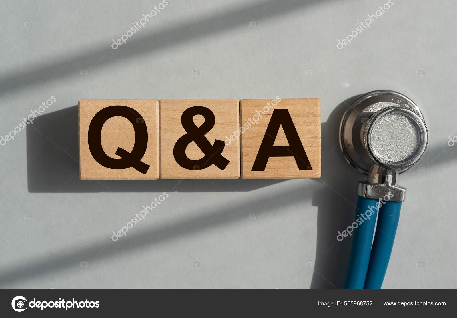 Q and A acronym on cubes. Medical QnA. Questions and answers Stock ...