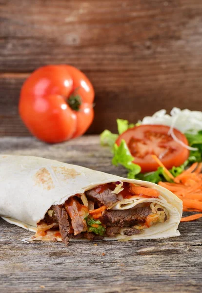 Doner kebab wraps Stock Photos, Royalty Free Doner kebab wraps Images ...