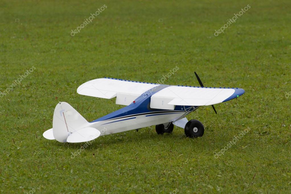Aircraft - Model Aircraft - low wing aerobatics – Stock Editorial Photo ...