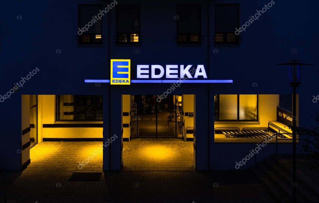 Tienda de supermercados Edeka en 08041 Oberhaching, Hubertusstrasse 1 ...