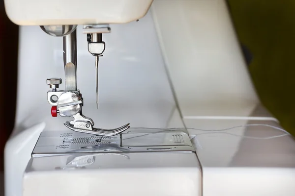 Mannequin sewing machine Stock Photos, Royalty Free Mannequin sewing ...