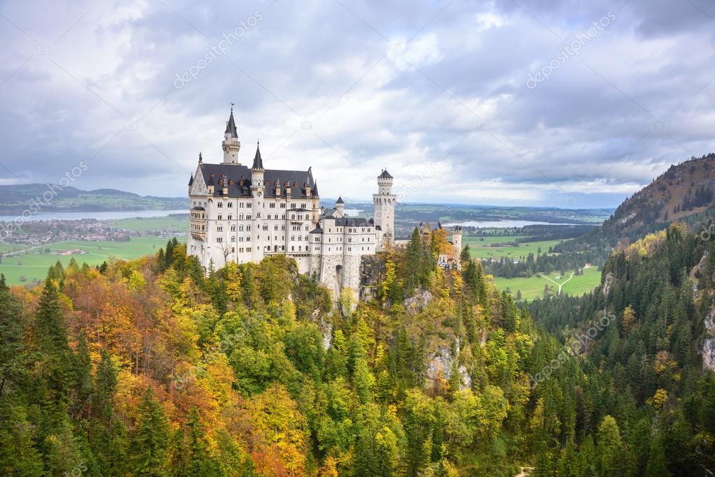 Neuschwanstein castle (Fussen Bavaria), Germany – Stock Editorial Photo ...